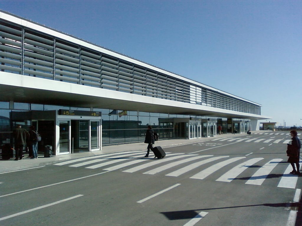 Aeropuerto de Reus (REU) - Aeropuertos.Net