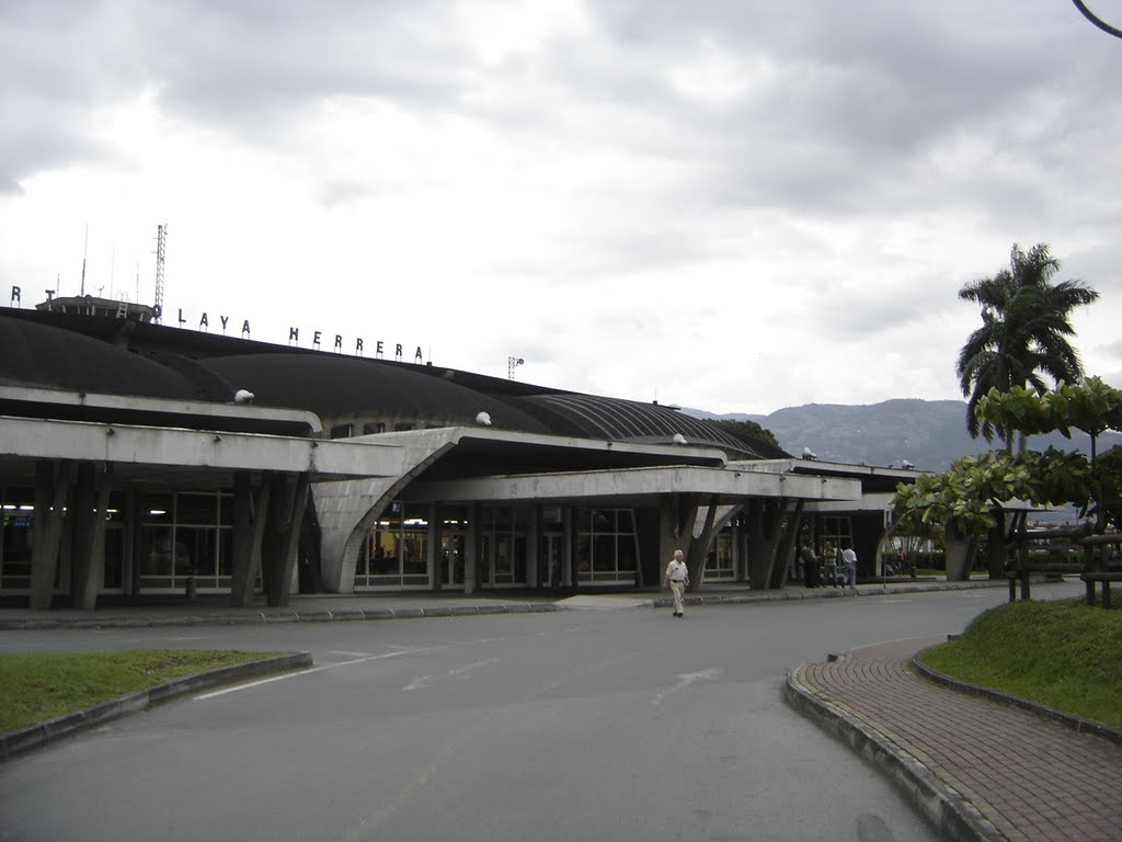 Aeropuerto Olaya Herrera (EOH) - Aeropuertos.Net