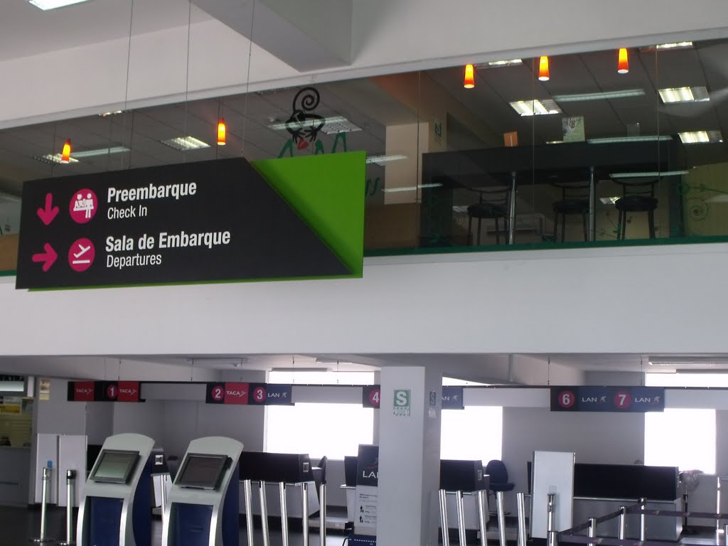 Aeropuerto Internacional Capitán FAP Guillermo Concha Iberico (PIU ...